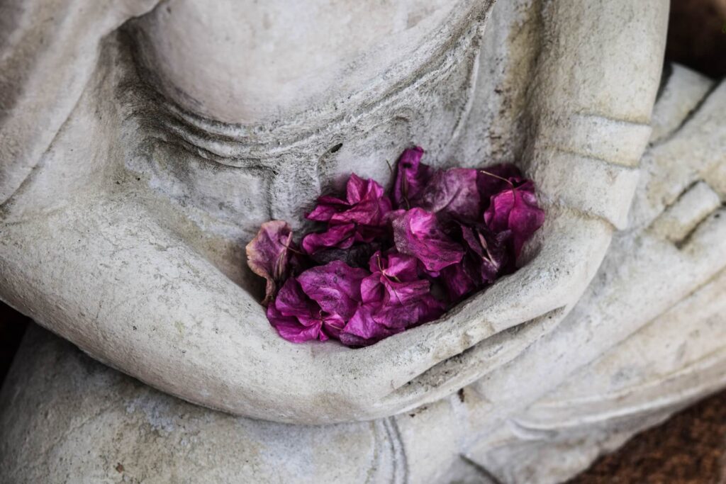 15 Simple Ways To Start A Spiritual Morning Routine – Living In Her Moment